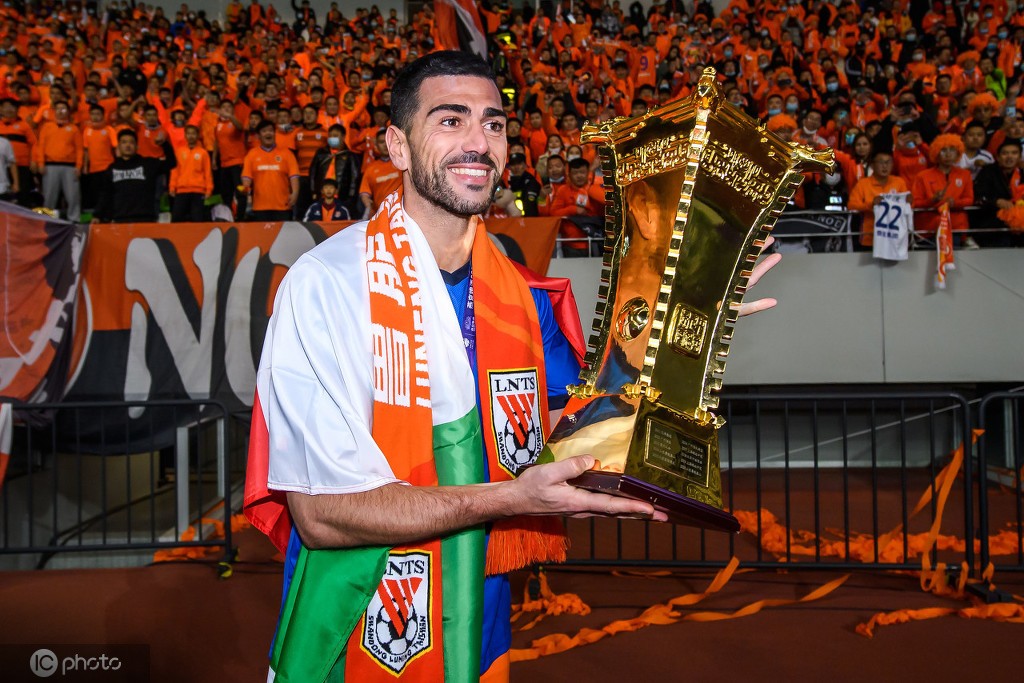 意媒：佩莱将在7天内对未来做出决定，他还收到了沙特的报价_PP视频体育频道